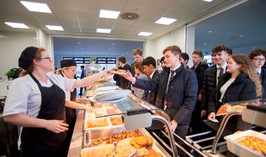 School catering service - Best catering in dubai